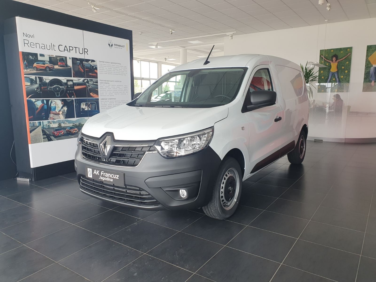 Nova vozila na zalihi | Renault Srbija